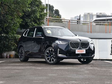 宝马x3外观实拍高清大图 宝马x3 2025款 Xdrive30l 尊享型 M运动套装碳黑色第3张图片大全 太平洋汽车