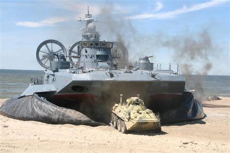 374 Best Hovercraft Images On Pholder Warship Porn Retro Futurism