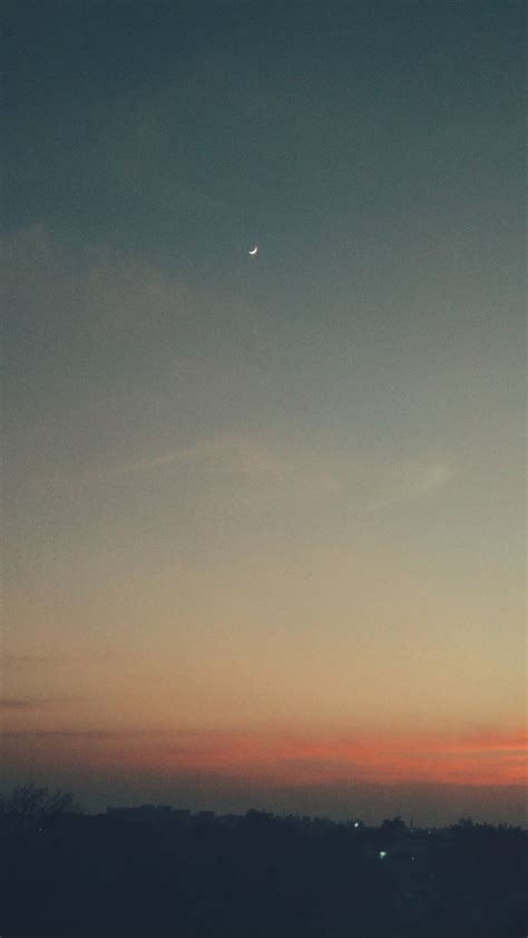 Download Small Luna Orange Night Clouds Wallpaper