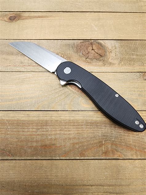 Model 1 V7 Wharncliffe Blade Choose Your Scale Color American Blade
