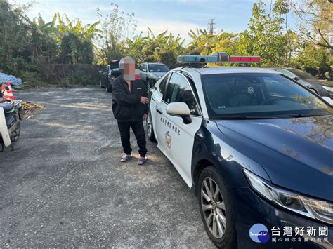 老翁失智迷途 楊梅警協助返家