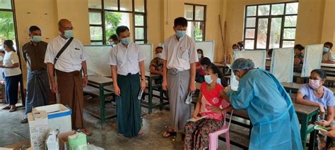 ပုလောမြို့နယ်၌ ကိုဗစ်−၁၉ ရောဂါ ကာကွယ်ဆေး ထိုးနှံပေး Information And Public Relations Department