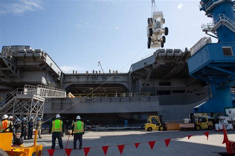 Dvids Images Sailors Onload The Aircraft Crash And Salvage Crane