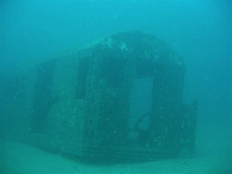 Photos Go Inside The Nyc Subway Cars Dumped In The Atlantic Ocean Over