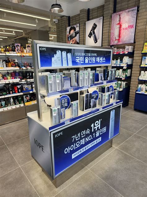 23 06 올리브영 프로모션매대 2024