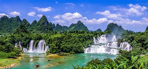 德天跨国瀑布 中国旅游集团