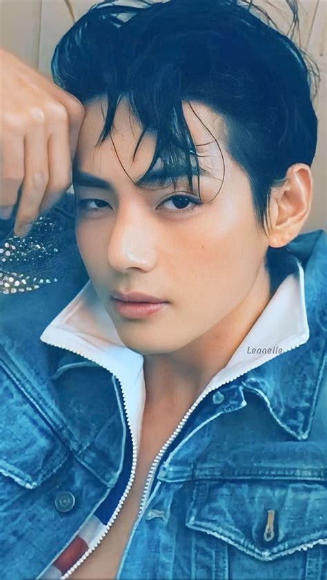 ️𝘝 𝘍𝘐𝘓𝘔 𝘍𝘖𝘙 𝘌𝘓𝘓𝘌 𝘊𝘌𝘓𝘐𝘕𝘌 𝘉𝘖𝘠 𝘝 Taehyung Kim Taehyung Kim Taehyung Wallpaper