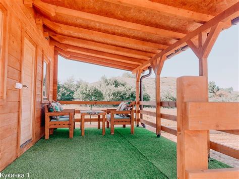 Дрвени бунгалови со базен во село Стрезовце Kajak Mk