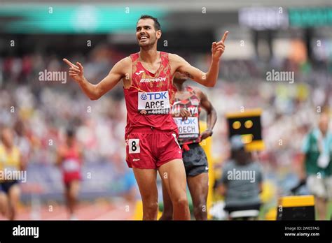 Daniel Arce Participating In The 3000 Metres Steeplechase At The World