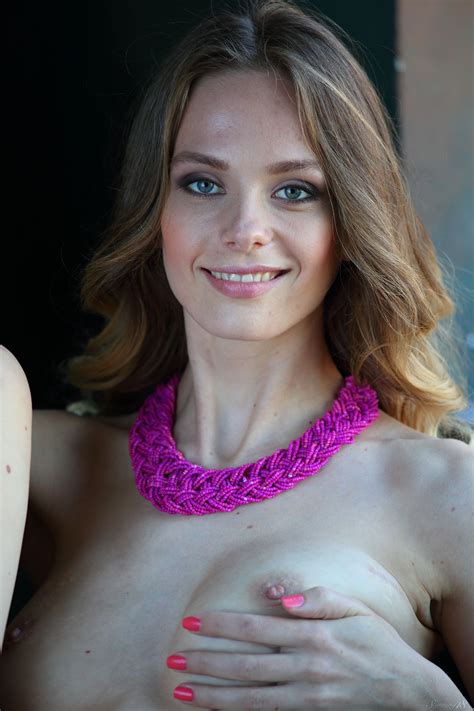 Irenelightandshadow Stunninglight Shadowirenehigh0048 Porn Pic Eporner