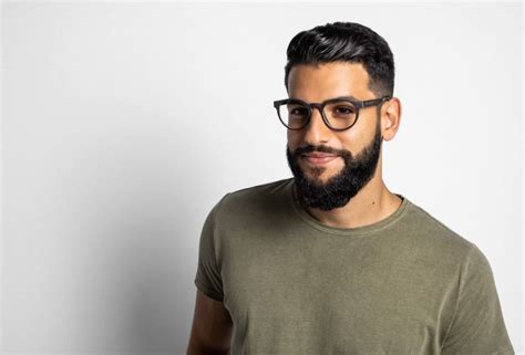 11 Best Oval Face Shape Glasses In 2025 Kraywoods