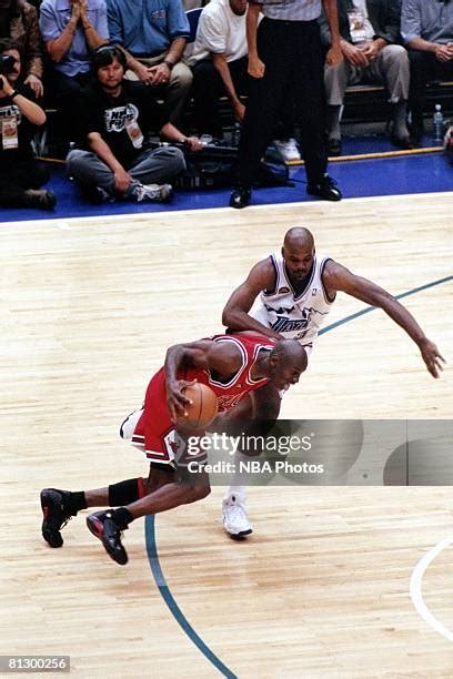 Michael Jordan Bryon Russell Photos And Premium High Res Pictures