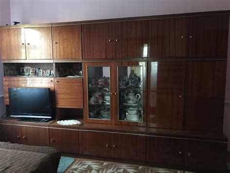 ВІДДАМ стінку шафу шафу Безкоштовно Меблі для вітальні Рівне на Olx