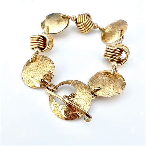 Tangled Up In Knots Bracelet Class Island Cove Beads And Gallery