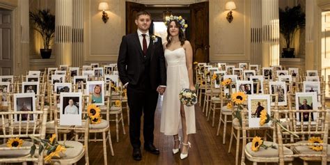 Українська біженка вийшла заміж в оточенні фотопортретів близьких та друзів фото Nv