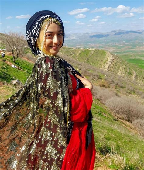 Kurdish Dressjli Kurdiجلی کوردی زى الكردي،traditional Kurdish