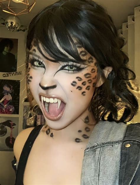 Pin By Alyssa Carrillo On Cosplay In 2025 Halloween Makeup Funky