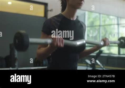 Bicep Curl Bar Stock Videos And Footage Hd And 4k Video Clips Alamy