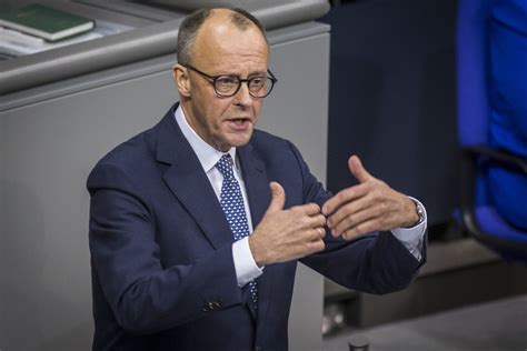 Фридрих Мерц со второй попытки избран канцлером Германии