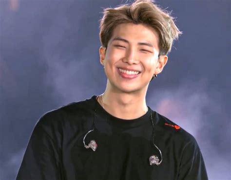 Bts Community Post 안녕 그래서 나는 코로나 바이러스에 감염되었어 처음에는 너무 힘들었어 난 너무