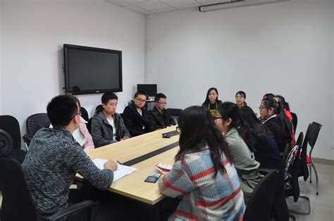 中国农业大学马克思主义学院 党建群团 马克思主义学院2017级硕士生师生交流会召开
