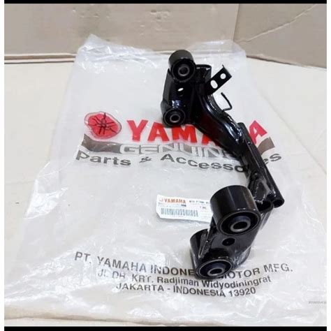 Jual Breket Engine Mounting Dudukan Mesin Xmax Part Original Yamaha Shopee Indonesia