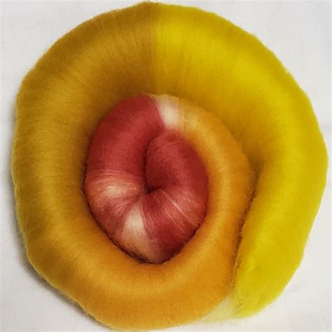 Solar Flair ~ Gradient Rolags Wildwool Farm