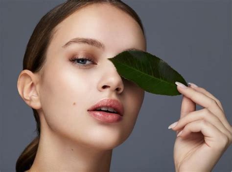 Как правильно наносить крем для зоны вокруг глаз Все для женщины