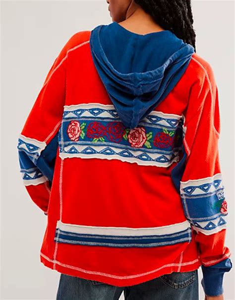 North Of North 2025 Zorga Qaunaq Rose Print Hoodie
