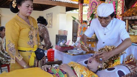 15 Of The Most Bizarre Traditions From Around The World You Wont