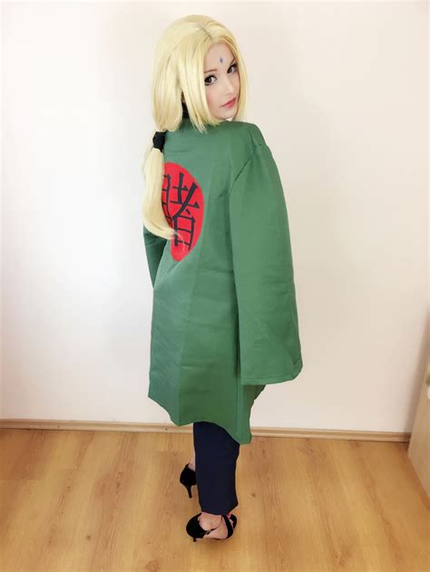 Hidori Rose Con Cosplay De Tsunade De Naruto