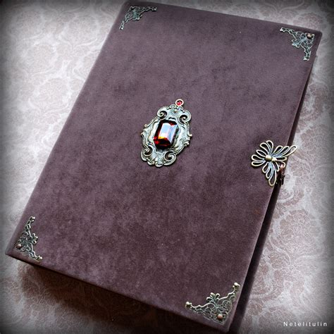 N e t e l i t u l i n: Альбом "Подарочный № 4 " в стиле ретро.