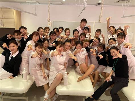 卒業テスト終わりました♡｜トータルビューティ科ブログ｜大阪ベルェベルビューティ＆ブライダル専門学校｜メイク・エステ・ネイル・ブライダル専門学校