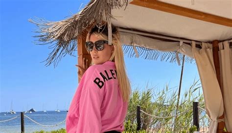 Yeni Yenge Pozlarıyla Kendine Hayran Bıraktı Foto Galerisi Olay