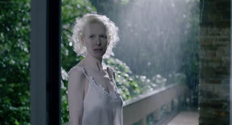 Sunnyi Melles Nude Pics Page 1