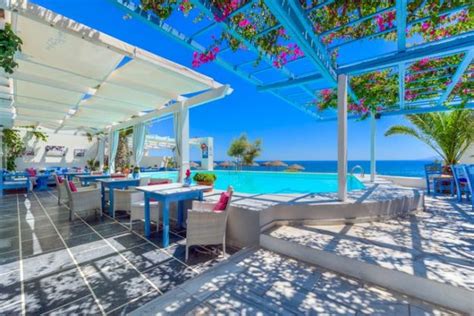 19 Best Beach Hotels In Santorini Kamari Perissa Perivolos