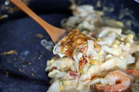 연말연시 손님초대 요리에는 한국인이 잘 모르는 철판에 눌러 먹는 몬자야끼