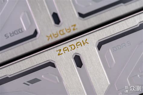 宇瞻 Zadak Spark Rgb Ddr5 6000内存开箱简测 原创 新浪众测