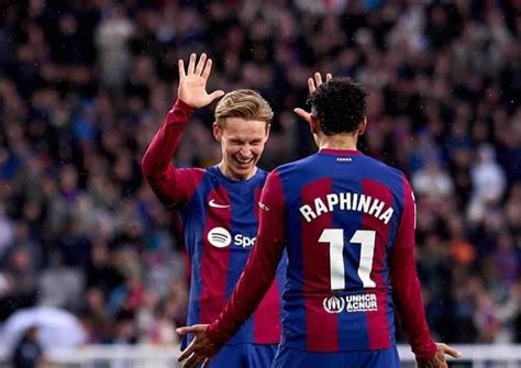 الدوري الإسباني برشلونة يحقق فوزا عريضا أمام خيتافي ويصعد للوصافة
