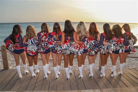 Best Of 2018 Cheerleader Calendar Shoot Cheerleading Outfits New