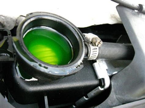 Какво е антифриз и защо е необходимо? Охладителна течност за автомобили