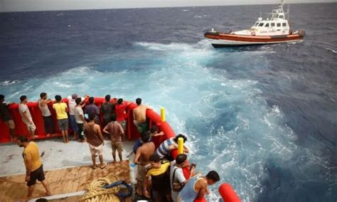 2 Dead 57 Rescued From Migrant Shipwrecks Off Italys Lampedusa