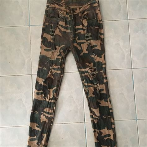 กางเกงลายทหาร ขาดเข่า แฟชั่น อินเทรนด์ Ben Maneesnow8524 Thaipick
