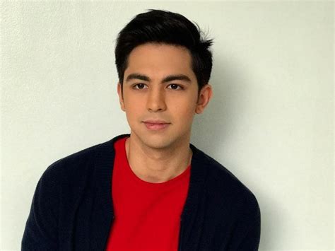 Find Out Sino Sa Tweens Ang Pinaka May Sex Appeal Ayon Kay Derrick Monasterio Gma Entertainment