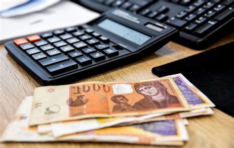 ПРОСЕЧНАТА ПЛАТА ВО МАКЕДОНИЈА НАДМИНУВА 45 ИЛЈАДИ ДЕНАРИ на годишна основа порасна но