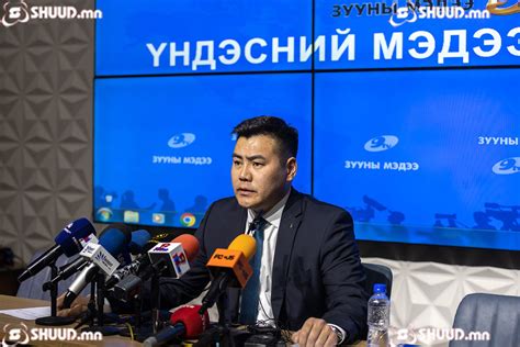 “Алтан загасны эмгэн Ц Баатарсайхан гуай Улаанбаатарын уушгинаас савраа тат”