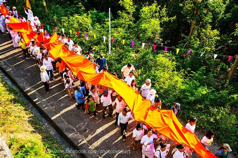 ประเพณีแห่ผ้าขึ้นธาตุวั ชีพจรตากล้อง มองภาพสวยด้วยหัวใจ