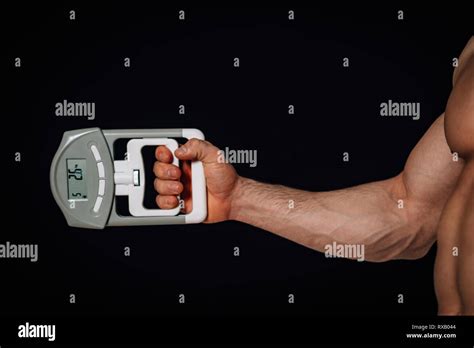 Grip Strength Dynamometer Training At Cynthia Hewlett Blog