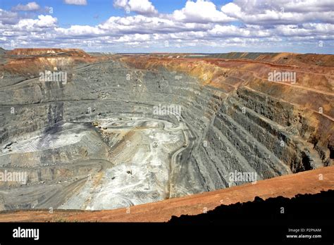 Open Cut Mining Gold Mine Kalgoorlie Western Australia The Fimiston Pit Known As The Super