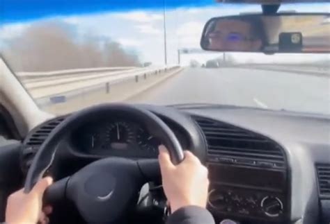 Нова тояга за шофьорите Скача цената на техническите прегледи Информационна агенция ПИК